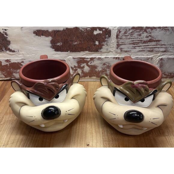 Warner Bros. | Dining | 2 Vtg Plastic Taz Tasmanian Devil Looney Tunes ...